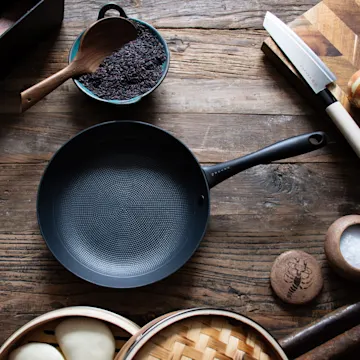 Satake | Köp stekpannor & japanska knivar | KitchenTime